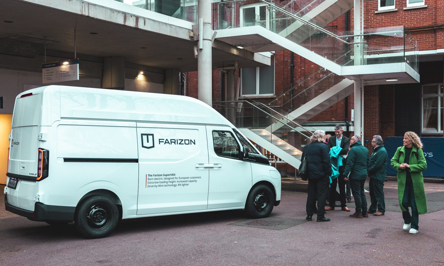 Jameel Motors UK-Farizon showcases all-electric Farizon SV to UK Dealers at NFDA preview ...