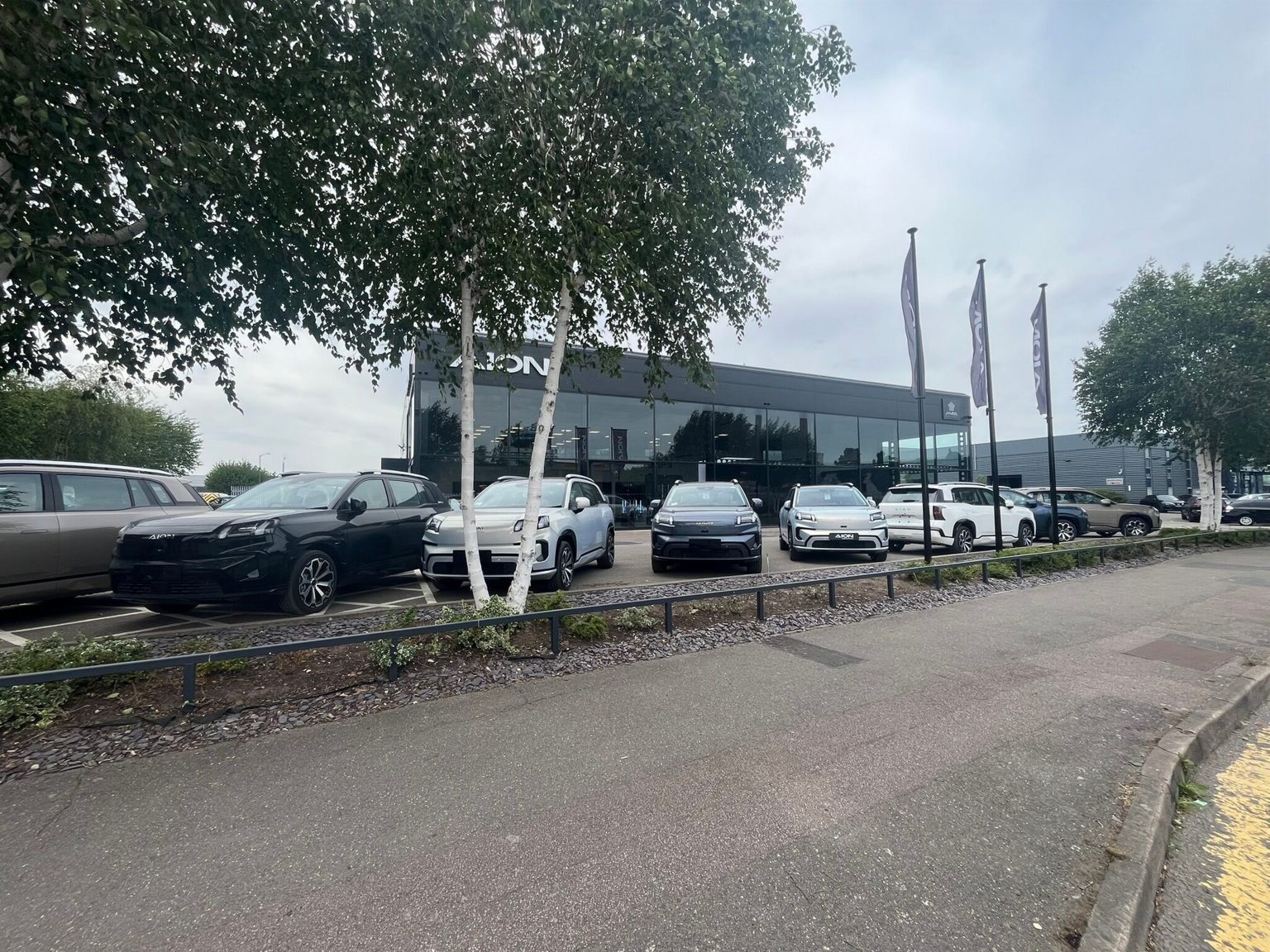 Jameel Motors UK & AION Auto UK celebrate start of sales in the United ...